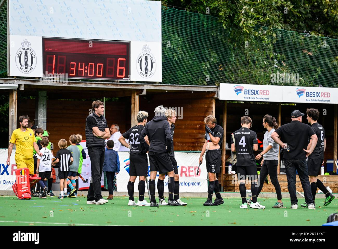 Racing's players show defeat after the 1-6 loss after a hockey match ...