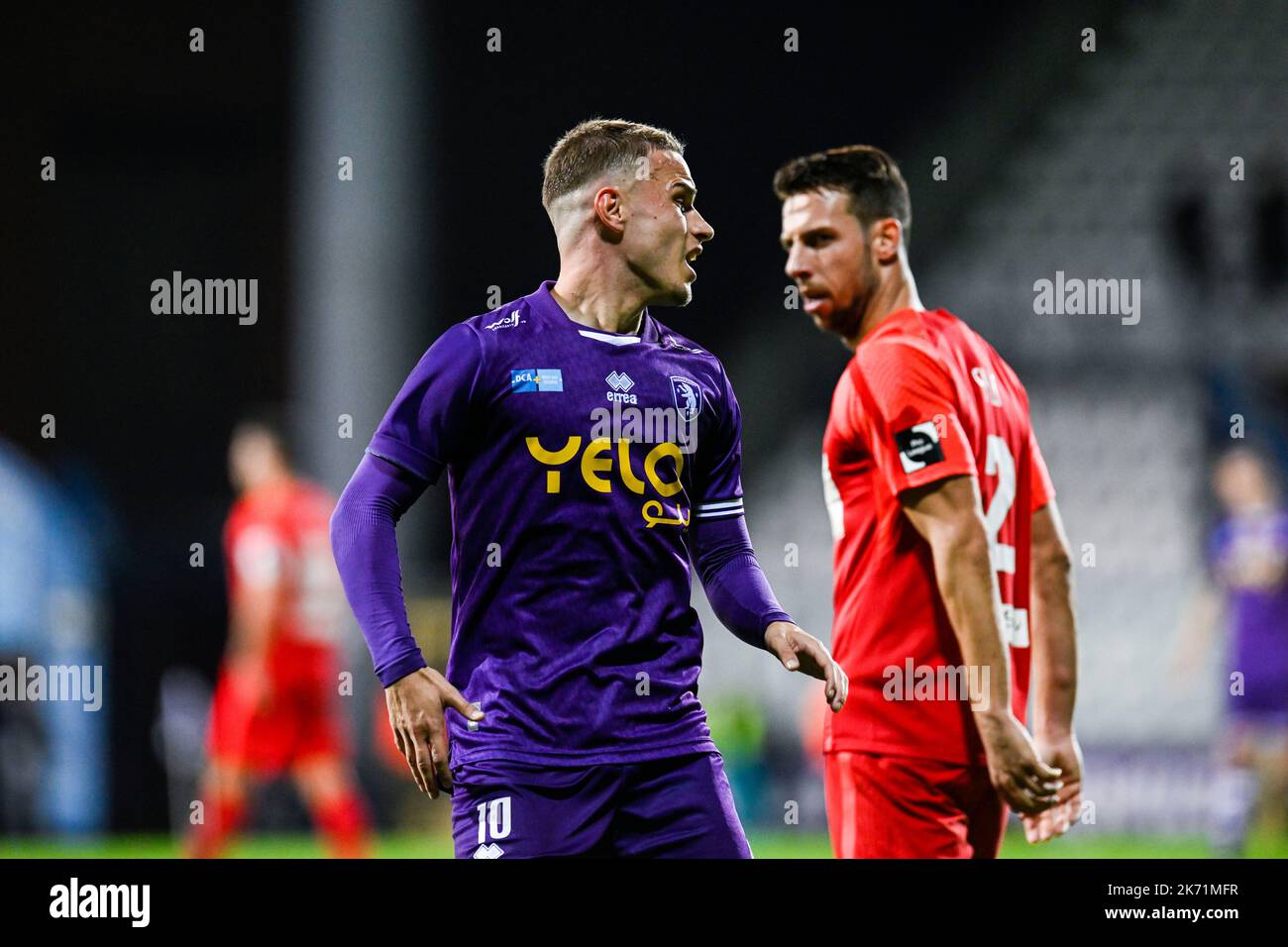 a soccer match between Beerschot AC and Dender EH, Sunday 16 October ...