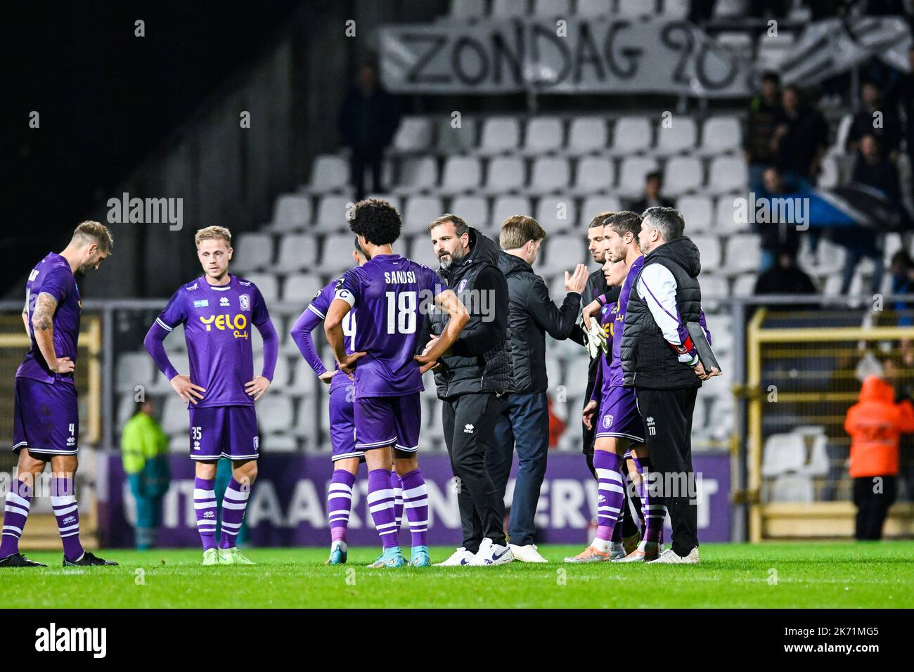Beerschot's head coach Andreas Wieland and his team show defeat after a ...