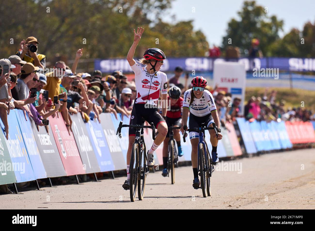 Dutch Fem Van Empel (C) celebrates as she wins ahead of Dutch Lucinda ...