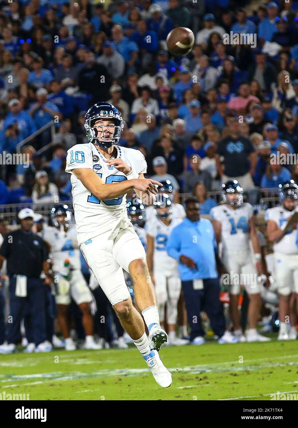 October 15, 2022: North Carolina freshman Drake Maye (10) passes the ...