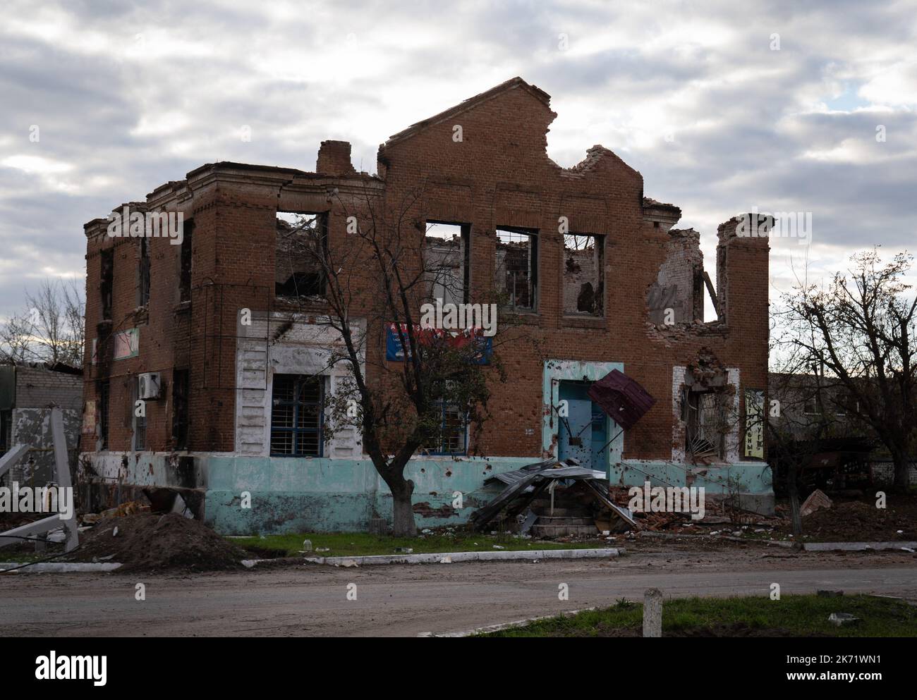 Lyman, Ukraine. 14th Oct, 2022. A destroyed building seen in Lyman ...
