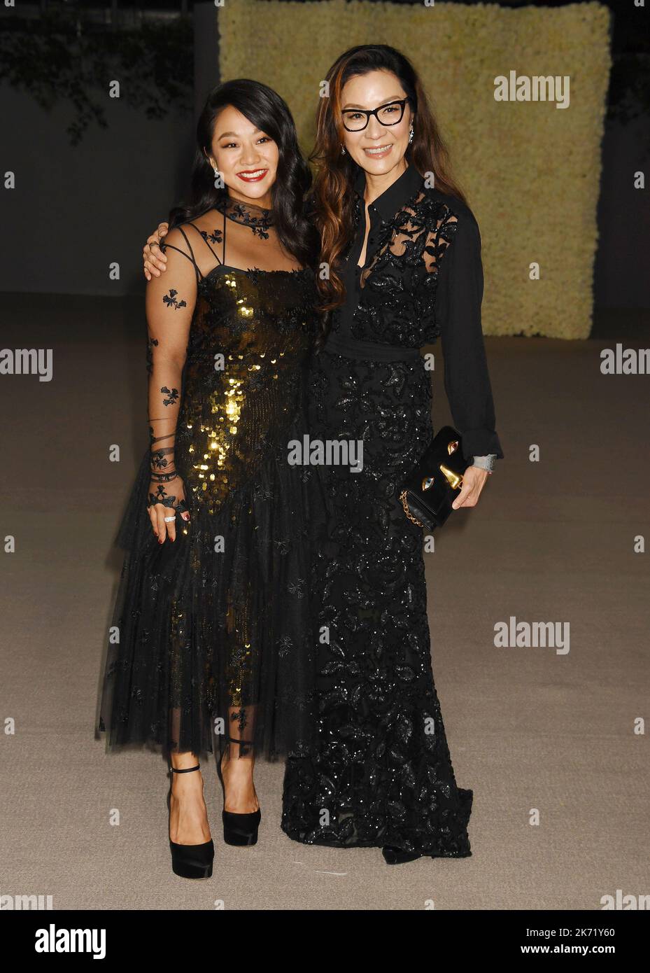 Stephanie hsu michelle yeoh hi-res stock photography and images - Alamy