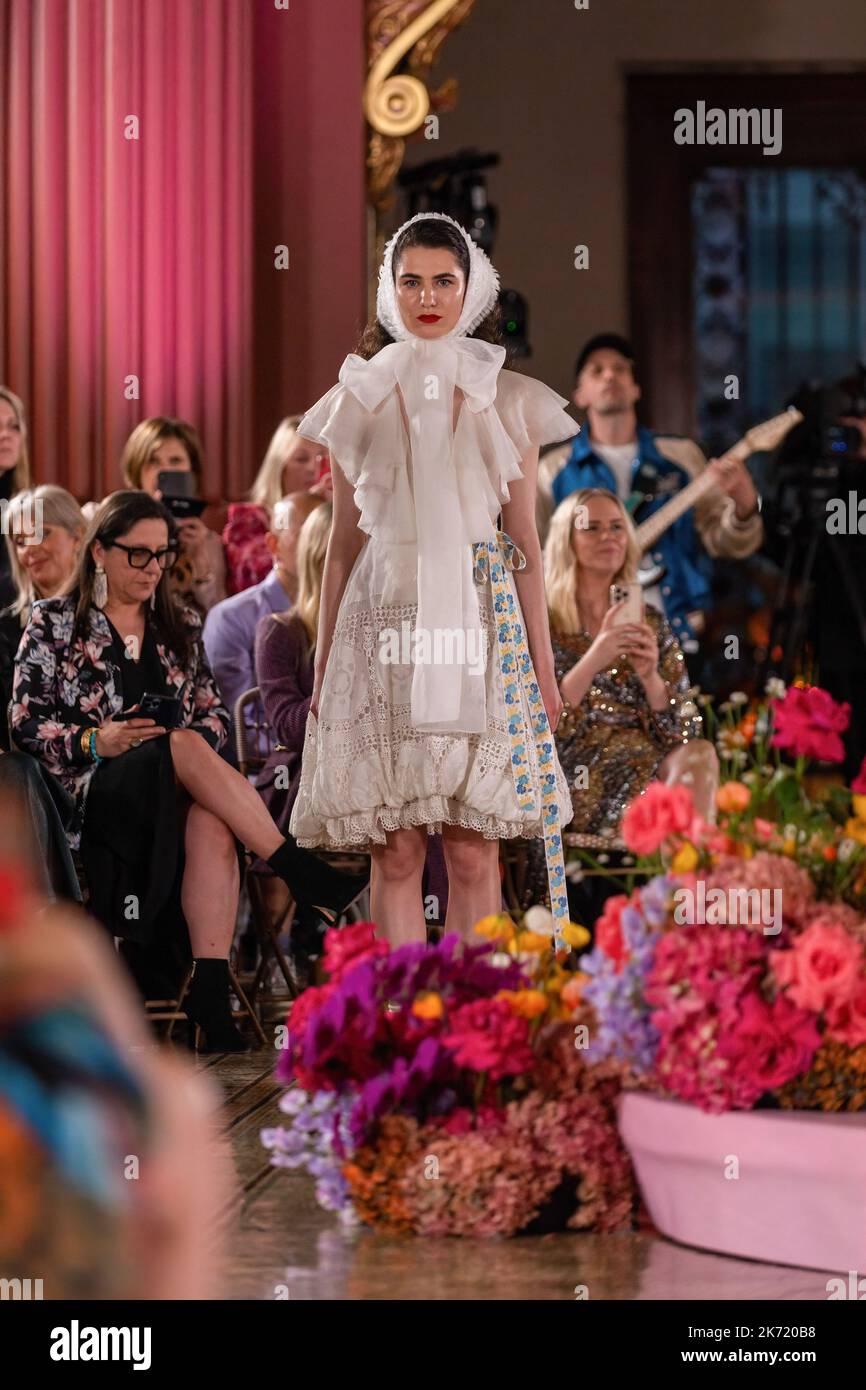 Melbourne, Australia. 16th Oct, 2022. A model wearing an outfit by ...