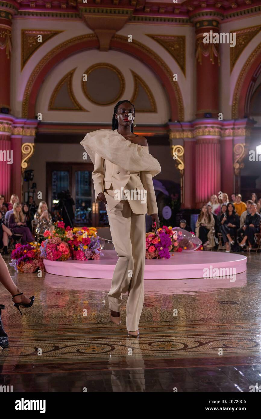 Melbourne, Australia. 16th Oct, 2022. A model wearing an outfit by ...