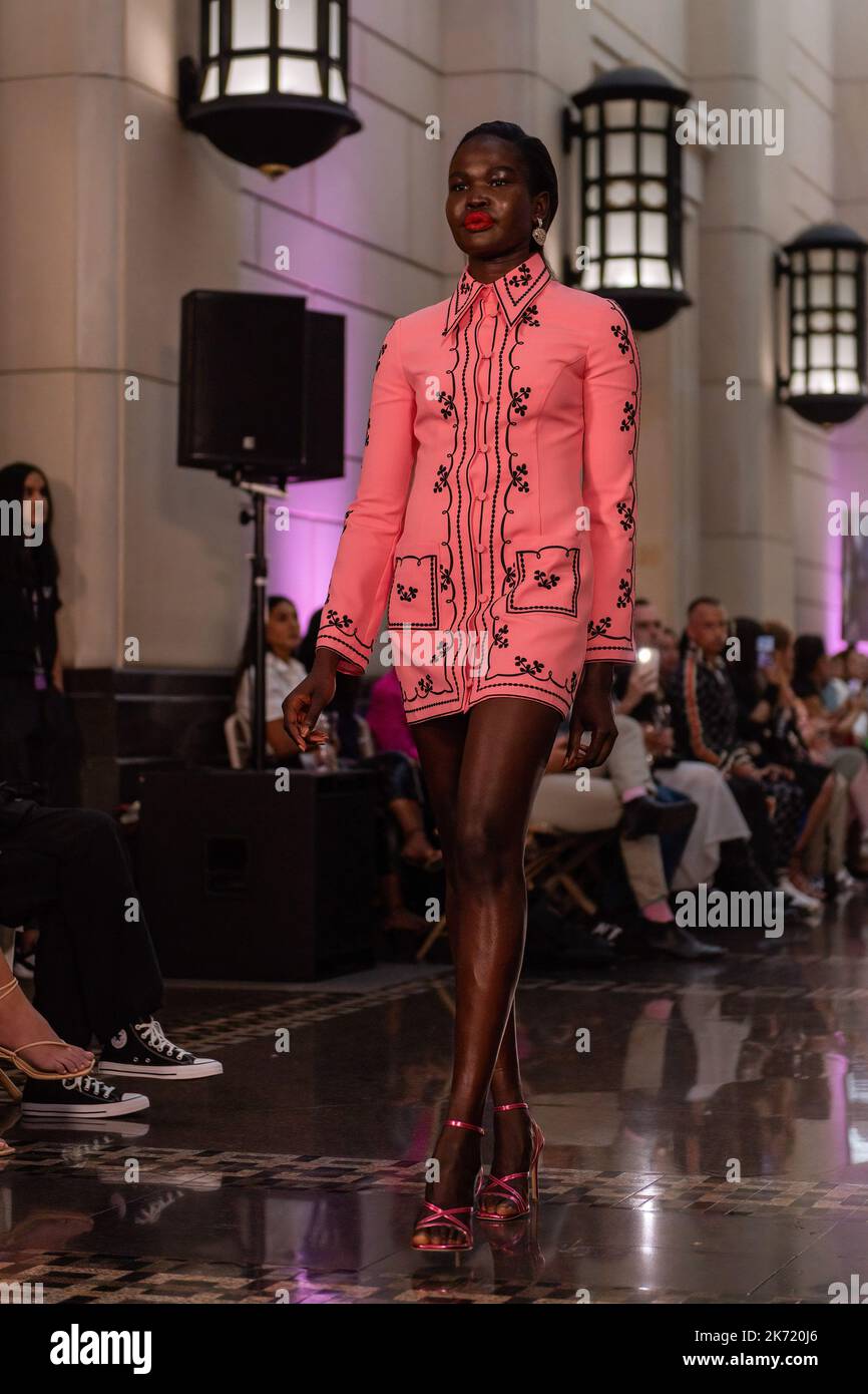 Melbourne, Australia. 16th Oct, 2022. A model wearing an outfit by ...