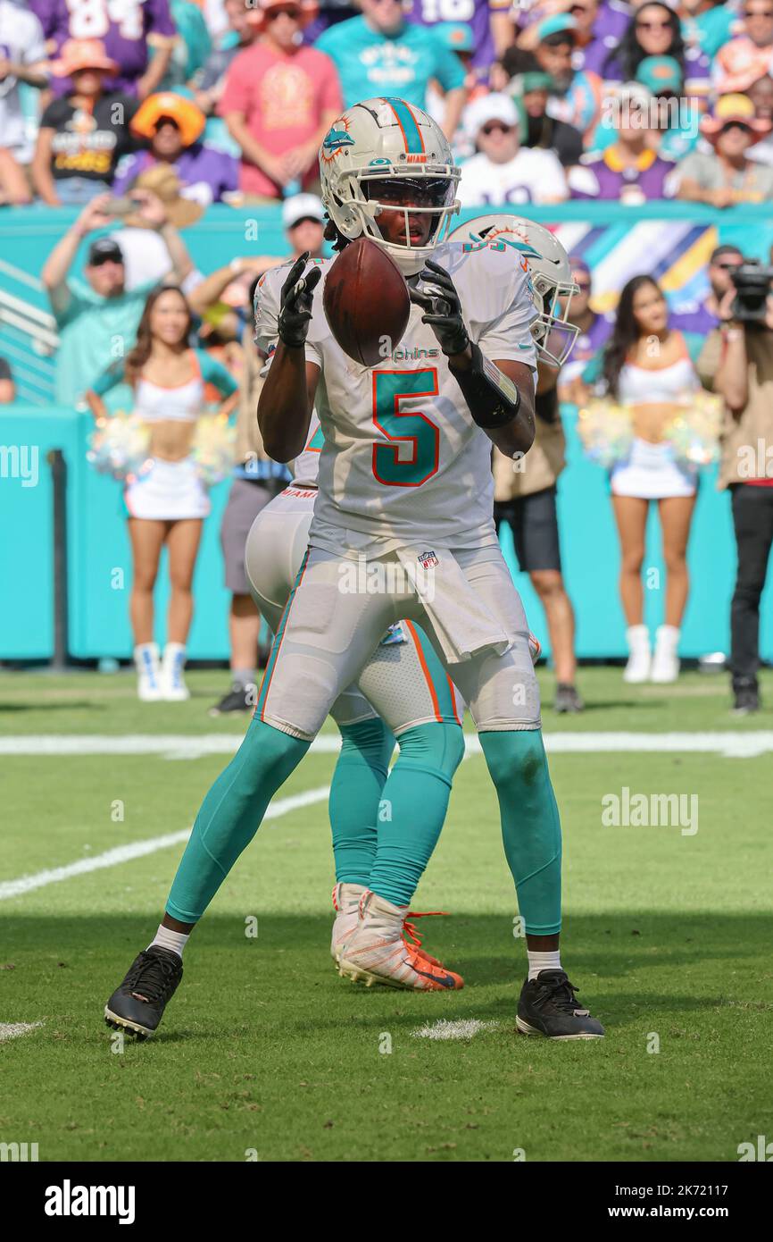 Sunday, October 16, 2022; Miami Gardens, FL USA; Miami Dolphins quarterback Teddy Bridgewater (5 ...