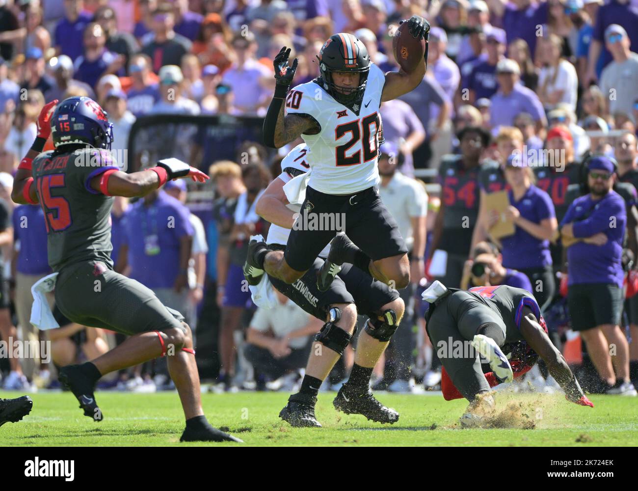 Fort Worth, Texas, USA. 15th Oct, 2022. Oklahoma State Cowboys running ...