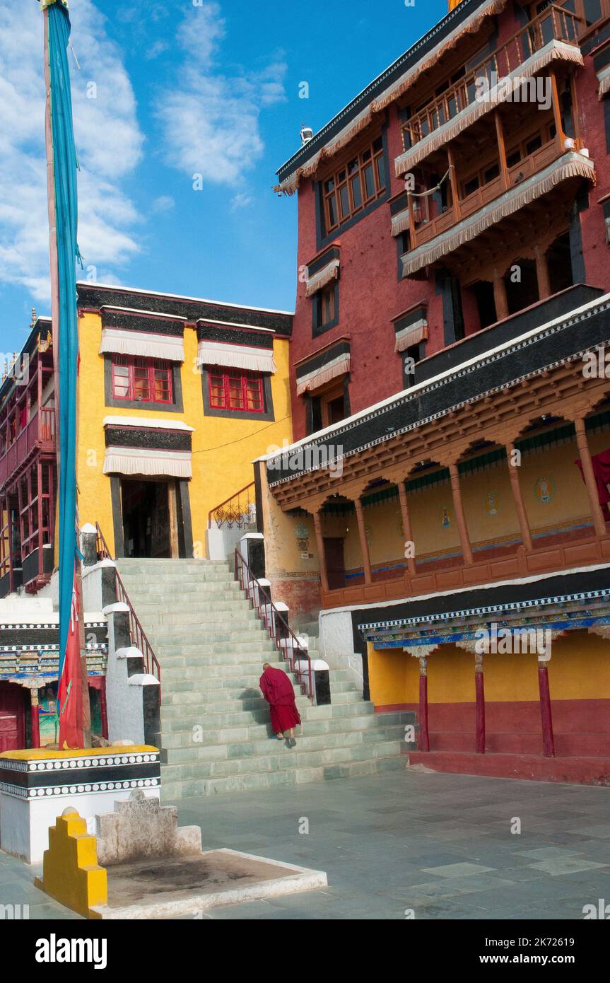 Tibetan hat hi-res stock photography and images - Alamy