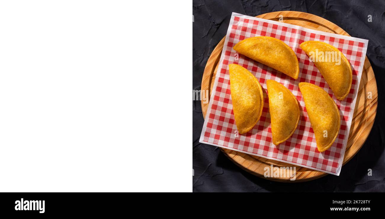 Delicious and traditional Colombian empanadas - Tradition street food ...