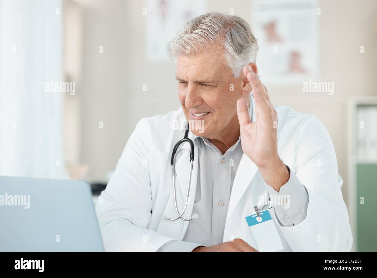 Doctor call center hi-res stock photography and images - Alamy