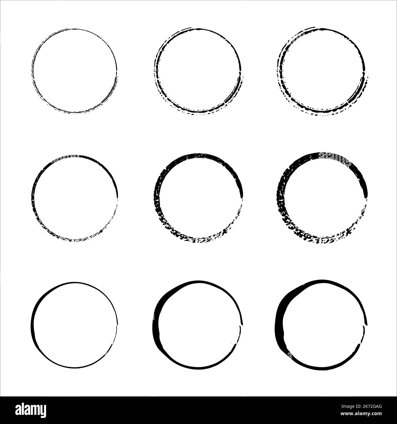 Set of black circles. Round frames in doodle style. Speed lines in ...