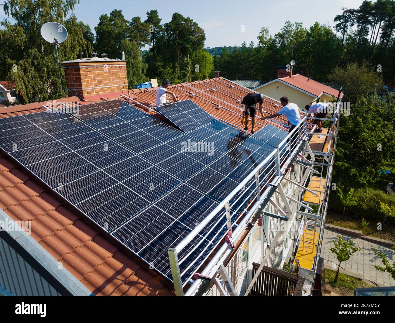 Solar panel on house and person hi-res stock photography and images - Alamy