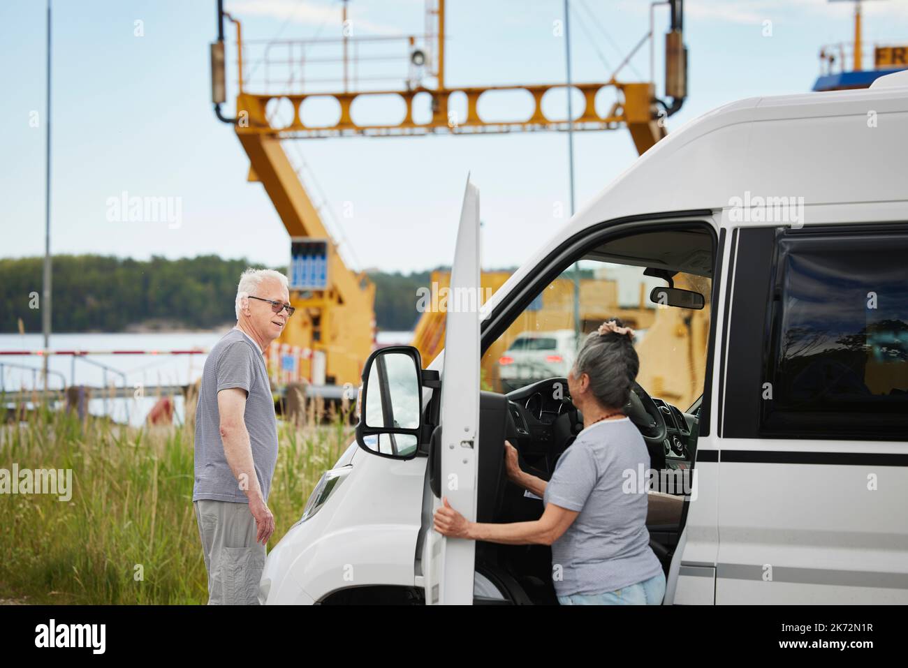 Mature women car elderly hi-res stock photography and images - Alamy