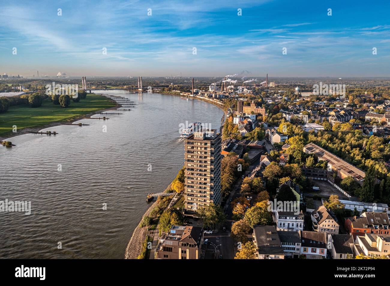 Duisburg aerial hi-res stock photography and images - Alamy