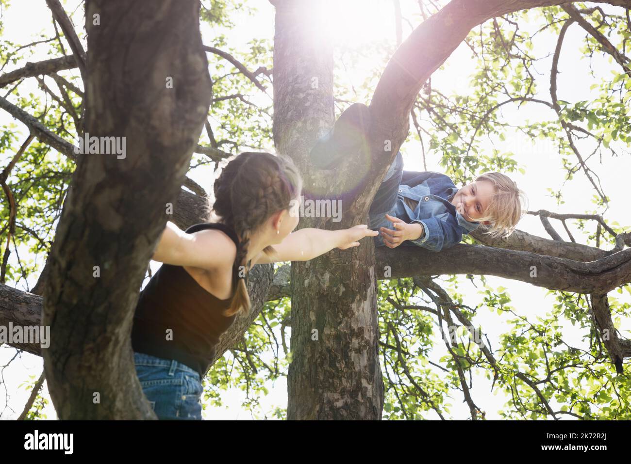 Girls outdoor activity hi-res stock photography and images - Alamy
