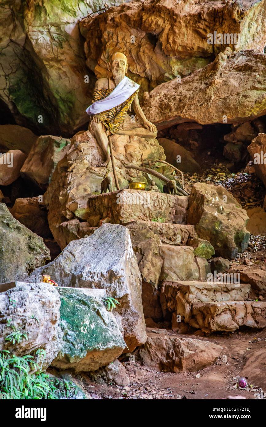 Suwan khuha temple hi-res stock photography and images - Alamy