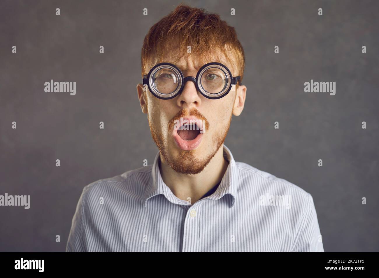 Bewildered face hi-res stock photography and images - Alamy