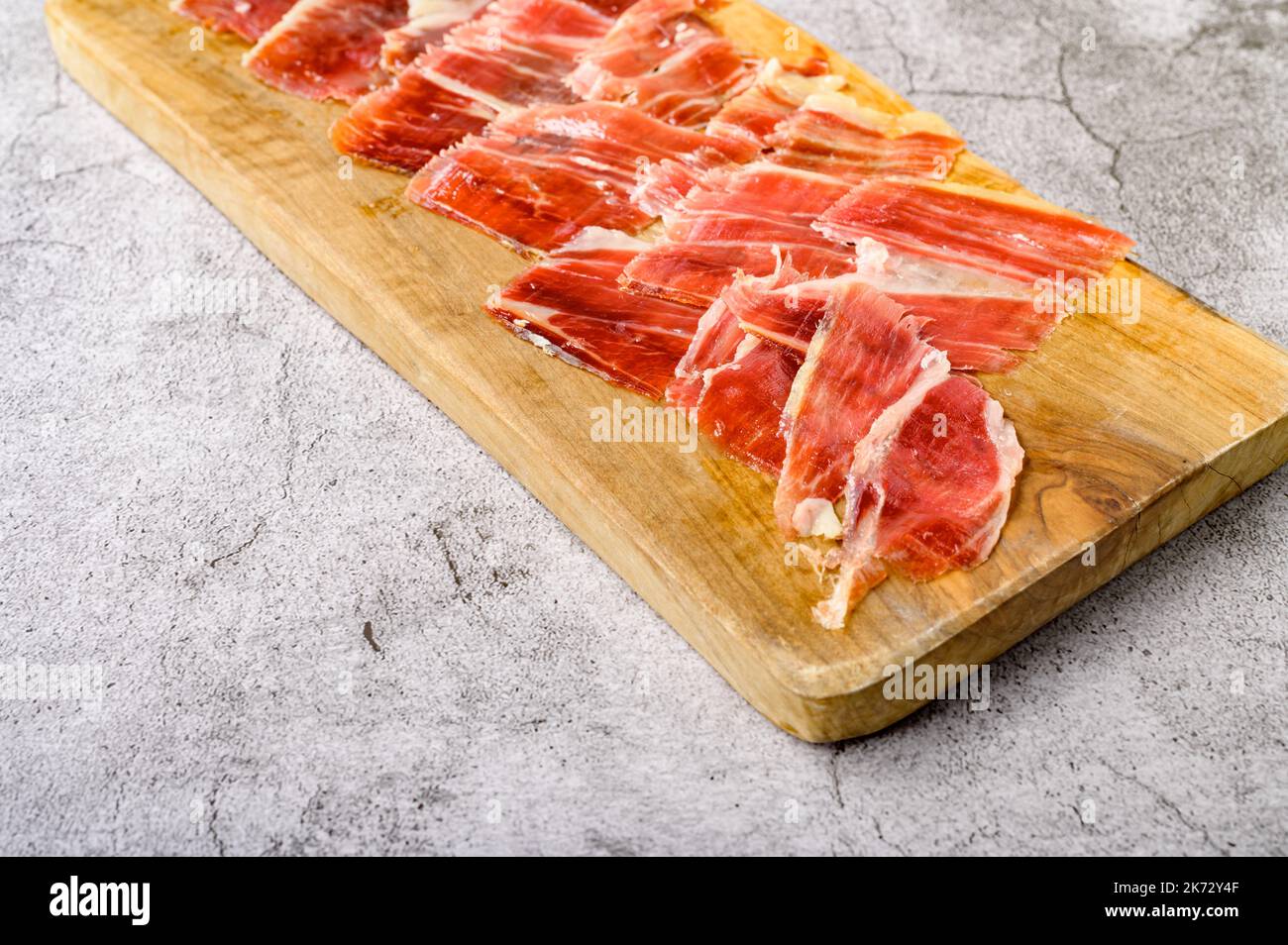 Jamon slice hi-res stock photography and images - Alamy