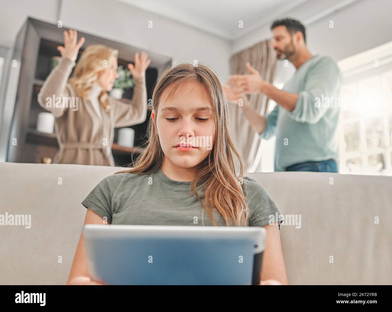 Mother father daughter argue hi-res stock photography and images - Alamy