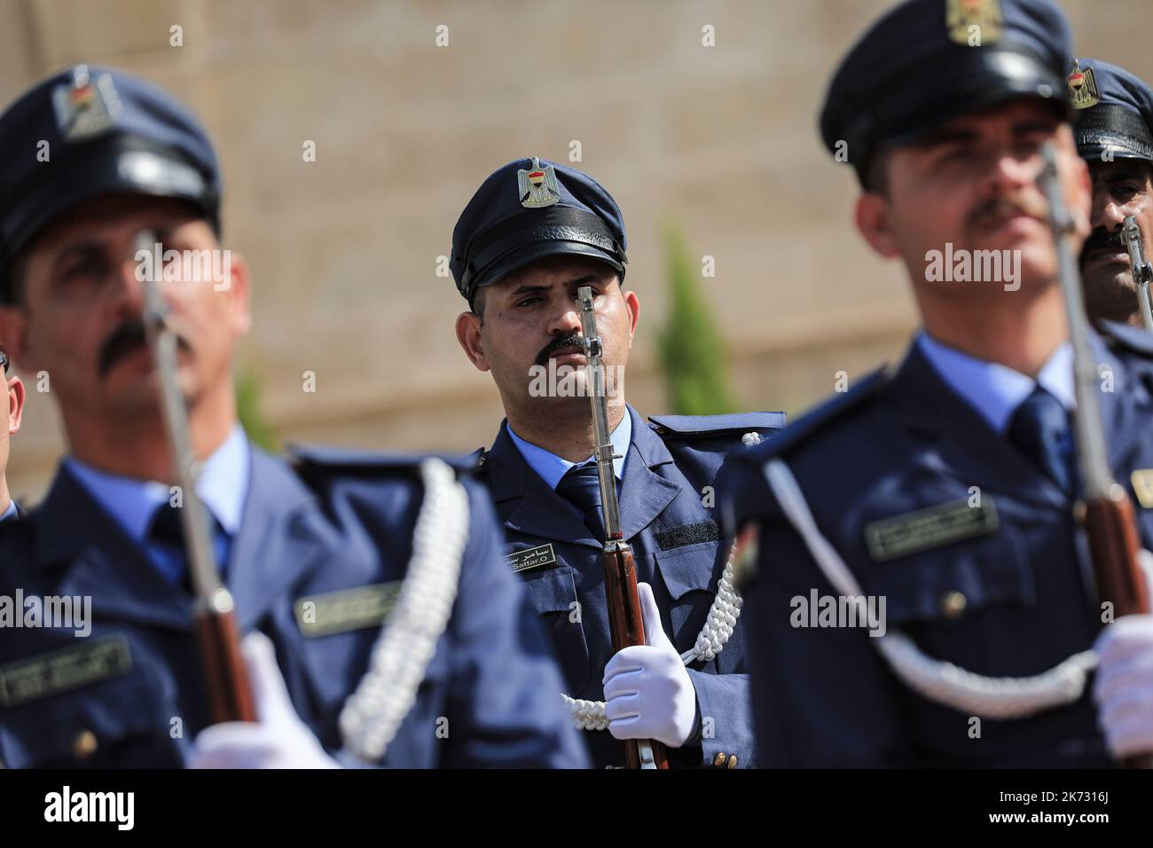 Baghdad, Iraq. 17th Oct, 2022. The guard of honour salute Abdul Latif ...