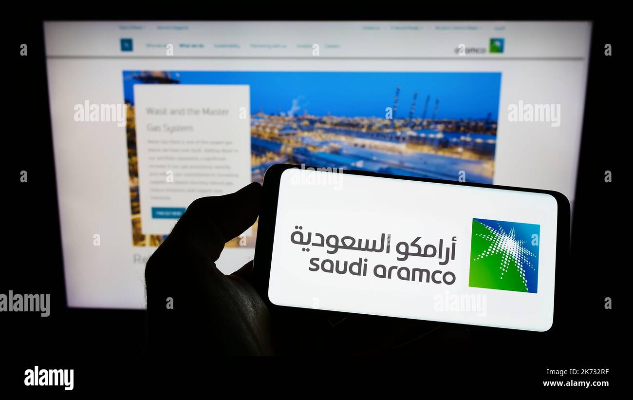 Saudi arabia oil hi-res stock photography and images - Alamy