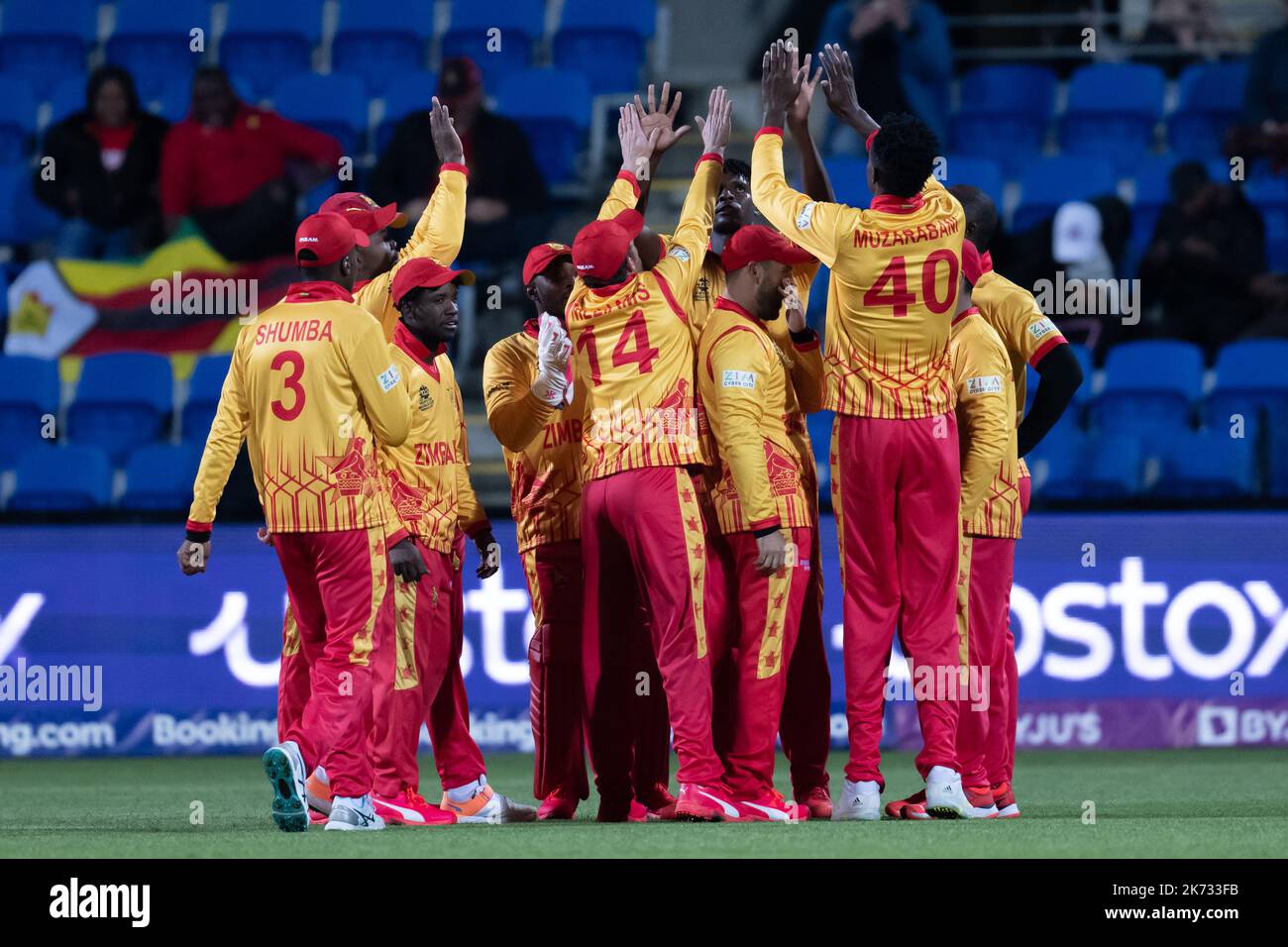 Zimbabwe cricket team hi-res stock photography and images - Alamy