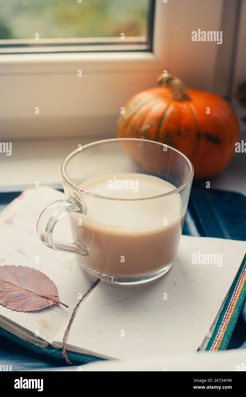 Soya latte hi-res stock photography and images - Alamy