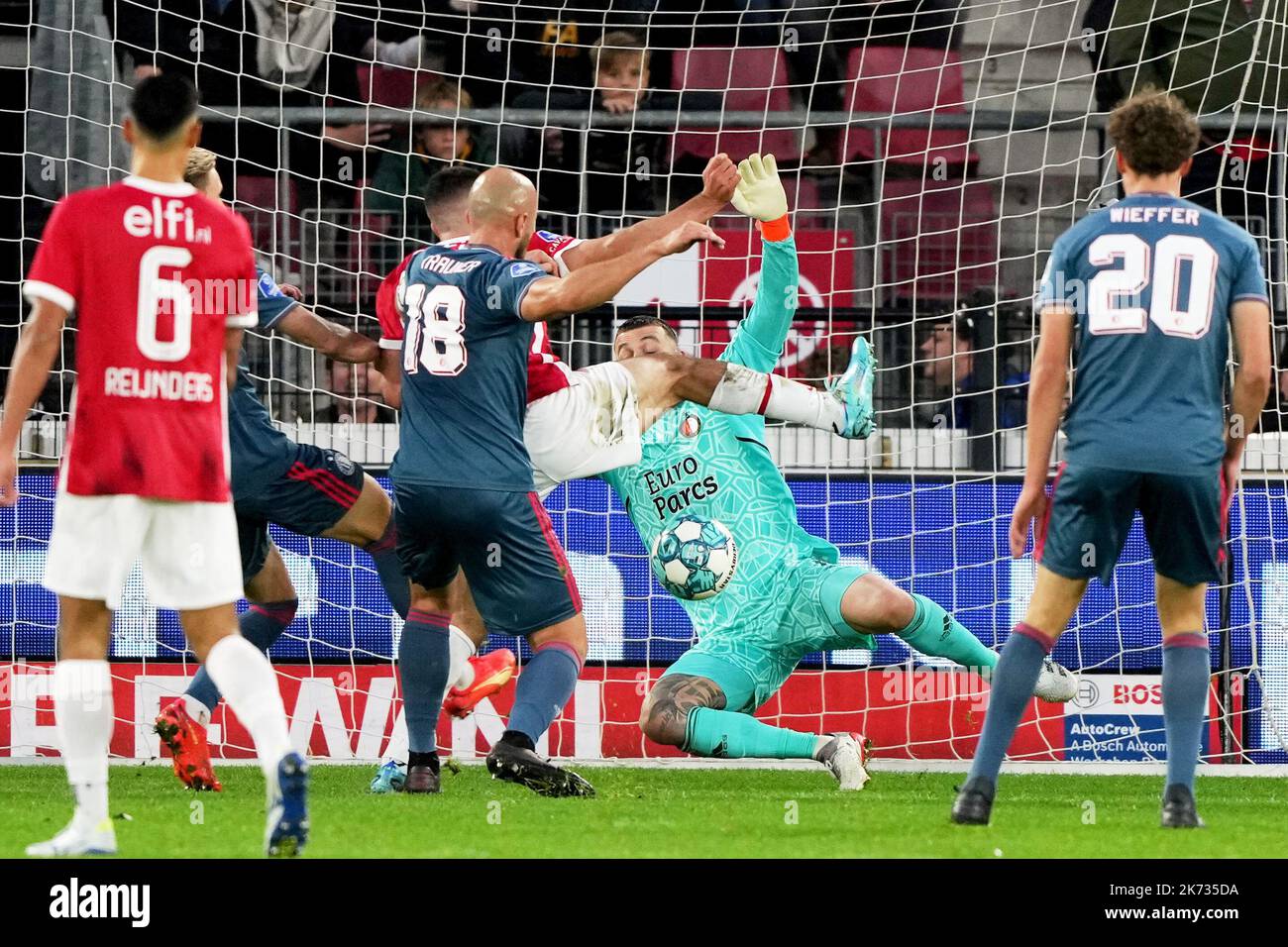 Alkmaar - goalkeeper Justin Bijlow of Feyenoord, Gernot Trauner of ...