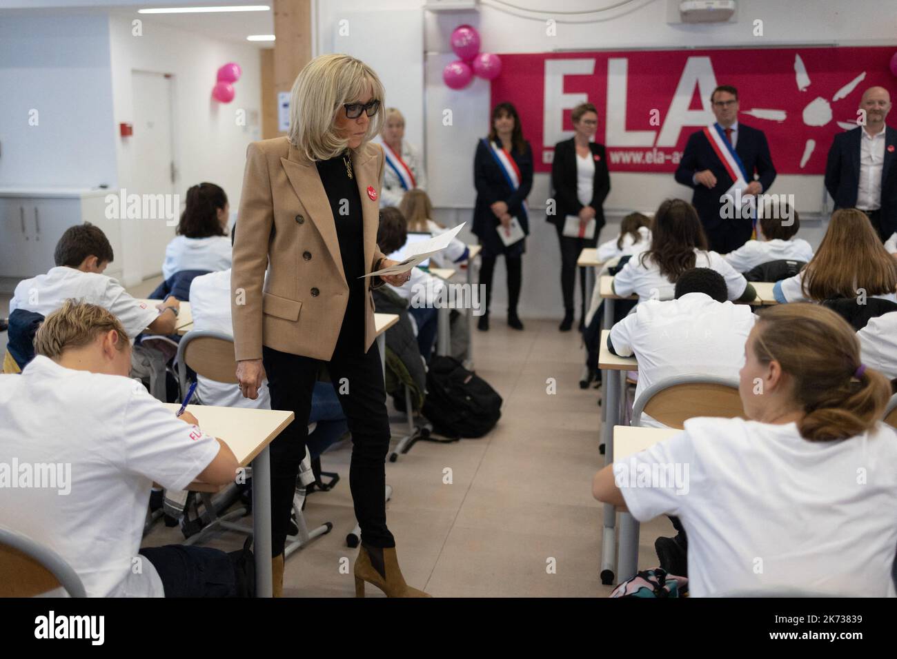 Paris, France. 17th Oct, 2022. Paris, France, October 17, 2022. French President wife Brigitte ...