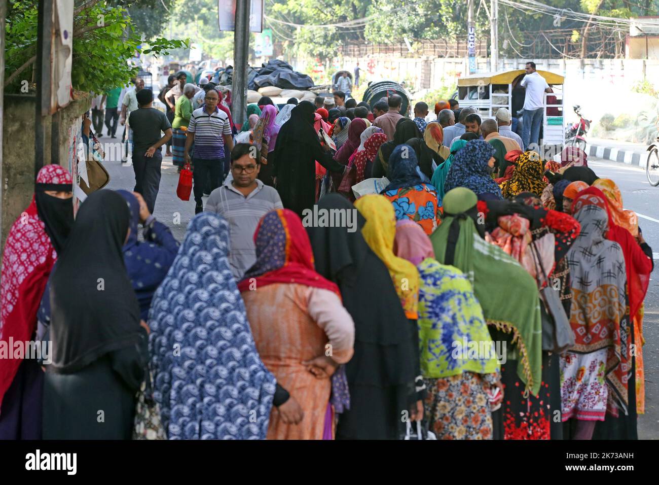 Middle class dhaka bangladesh hi-res stock photography and images - Alamy