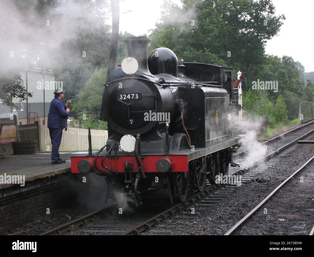 Class e4 hi-res stock photography and images - Alamy