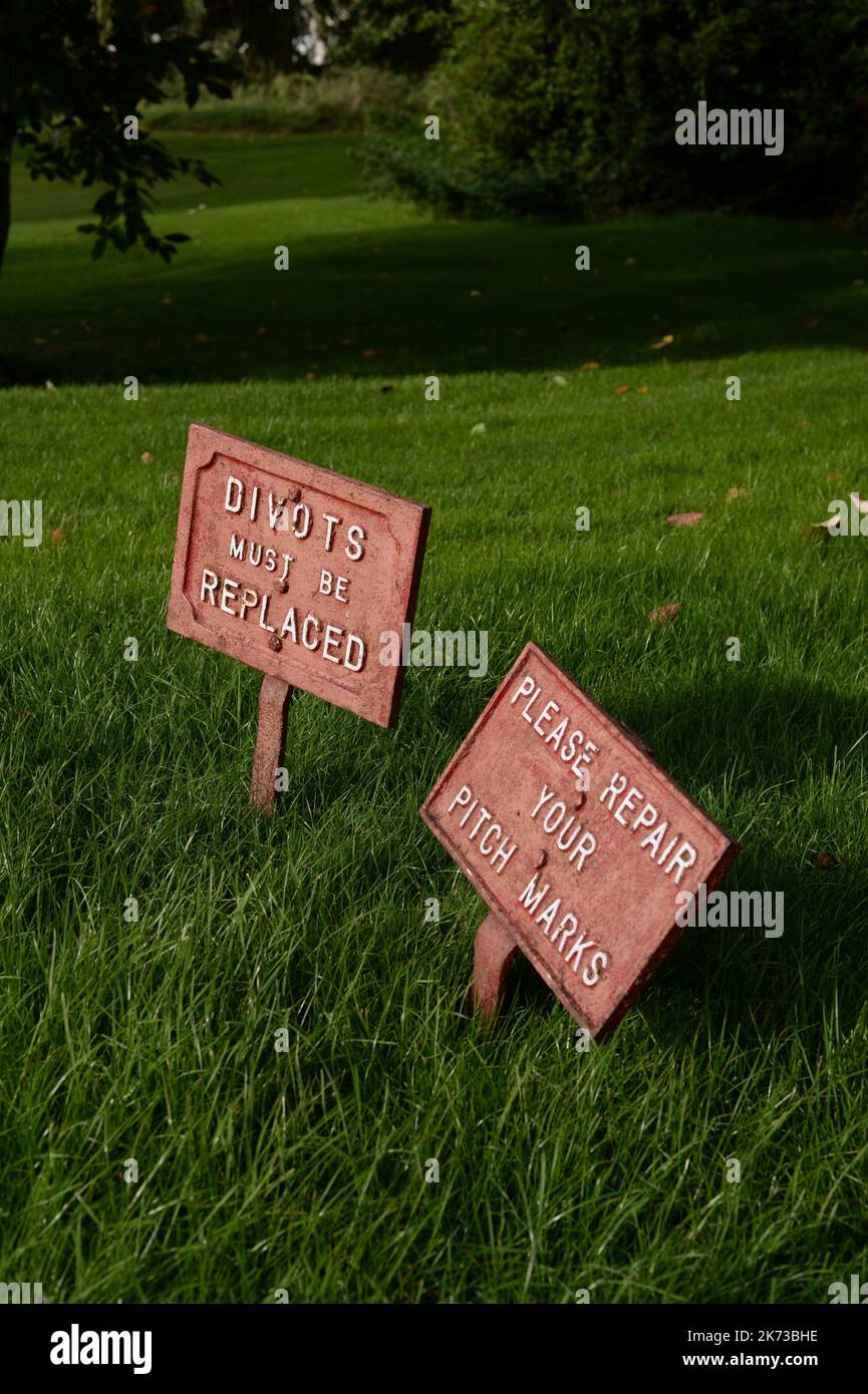golf course signs Stock Photo - Alamy