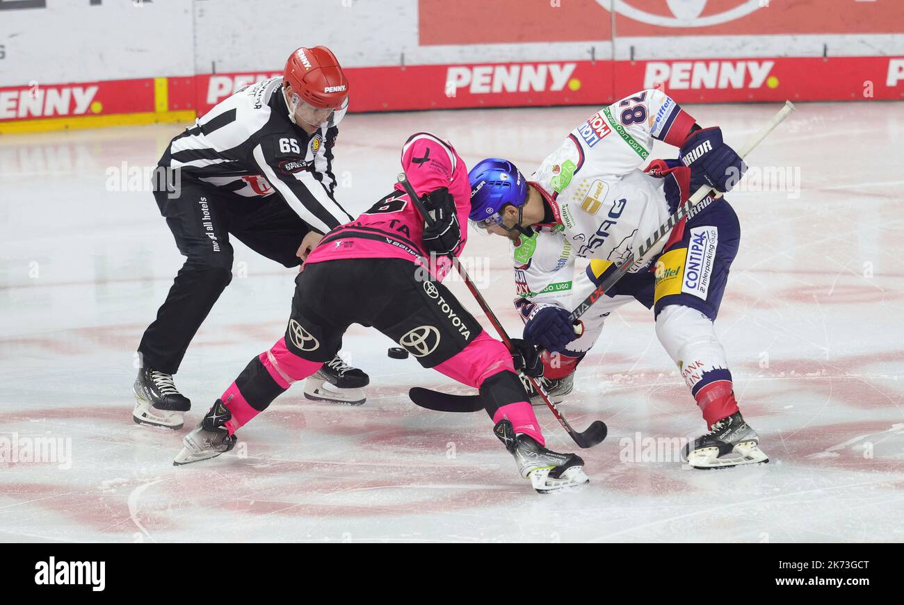 Cologne, Deutschland. 16th Oct, 2022. firo: October 16th, 2022, ice ...