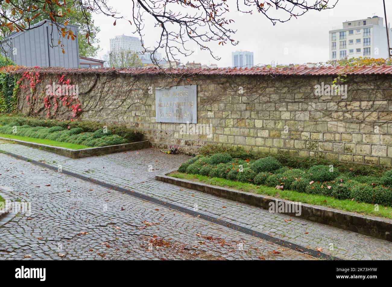Mur des Fédérés (The Communards' Wall where 147 Commune soldiers were ...