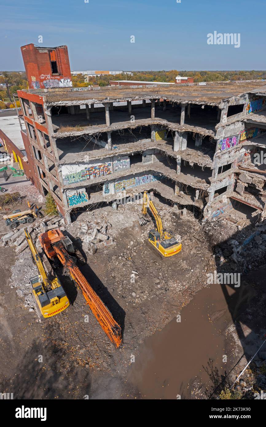 Detroit, Michigan - The city has begun demolition of a part of the ...