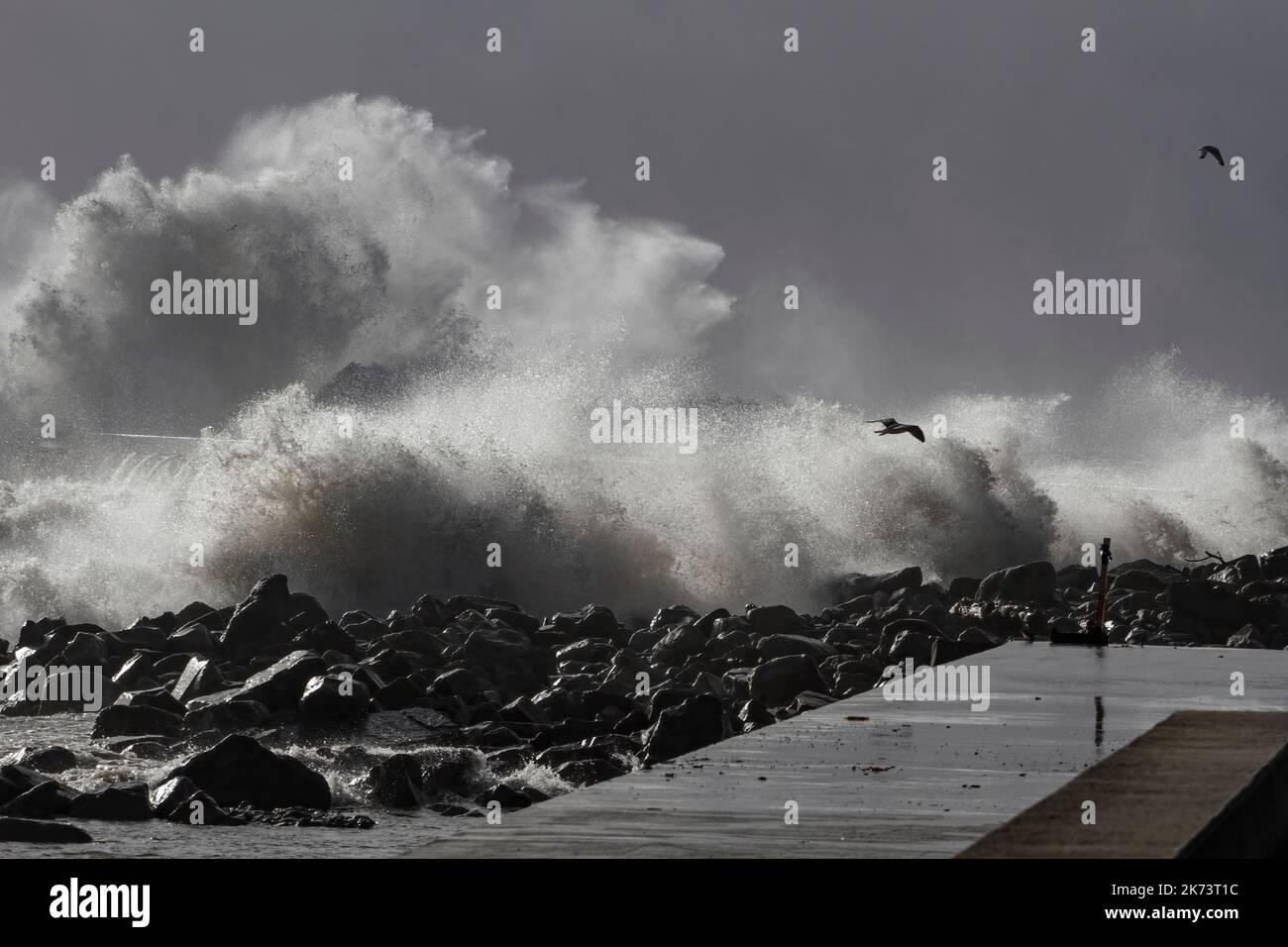 Heavy stormy sky hi-res stock photography and images - Alamy