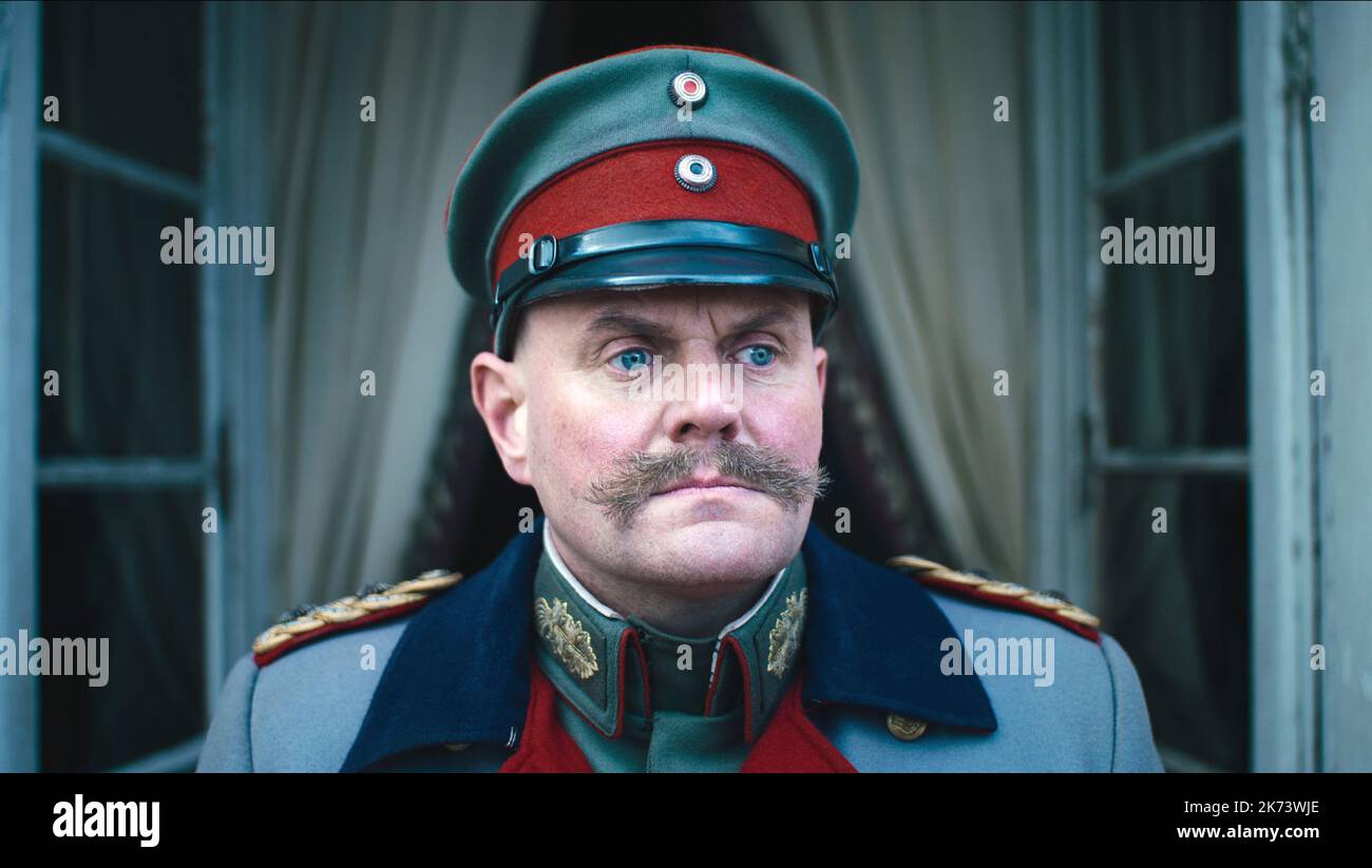 All quiet on the western front netflix hi-res stock photography and ...