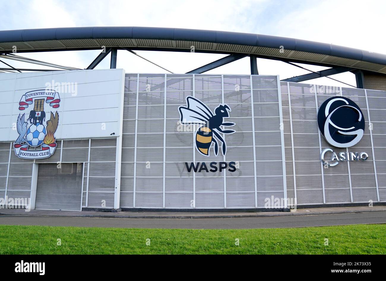 The Wasps emblem outside the Coventry Building Society Arena in ...