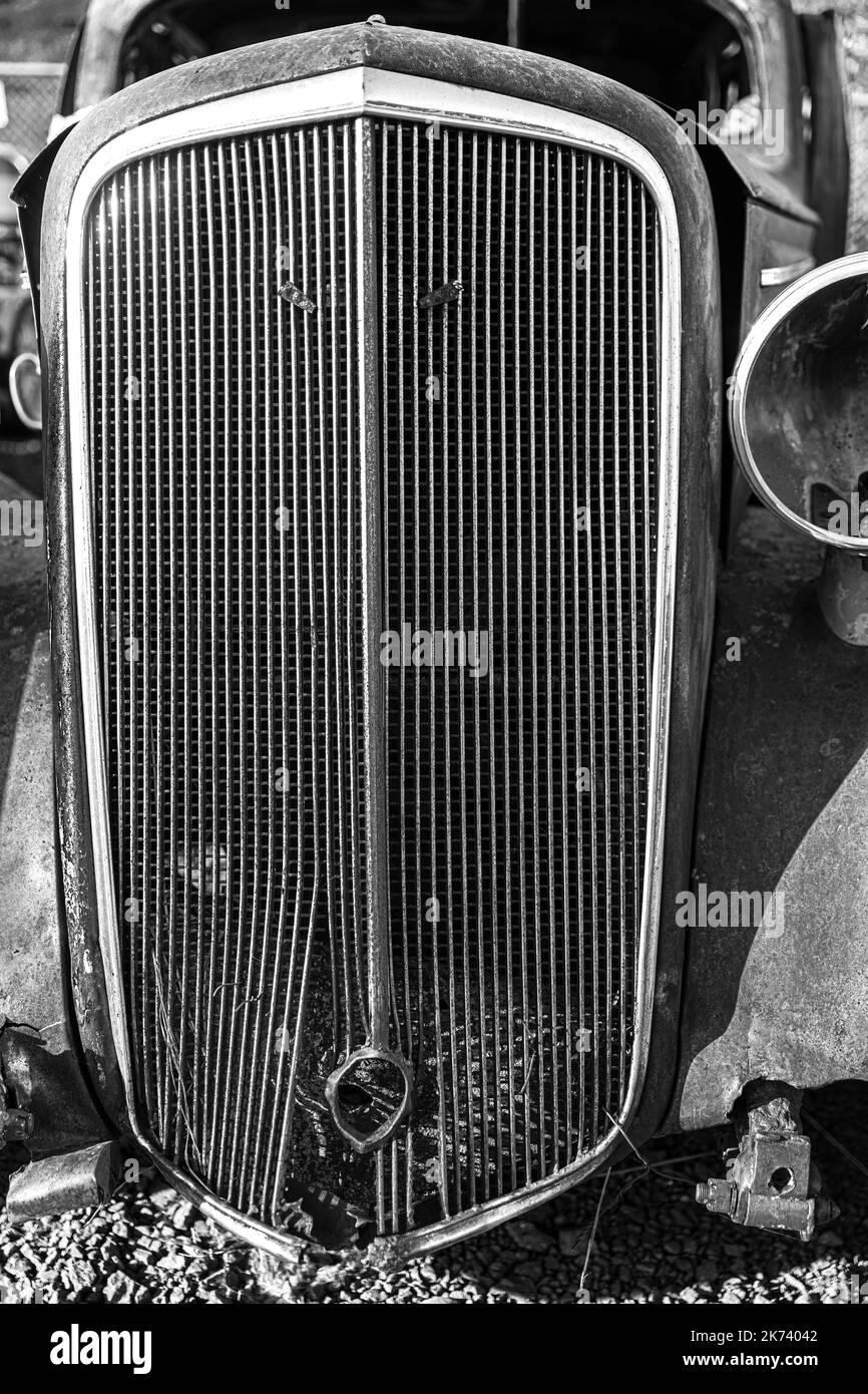 Portrait of an Old Vintage Car Stock Photo - Alamy