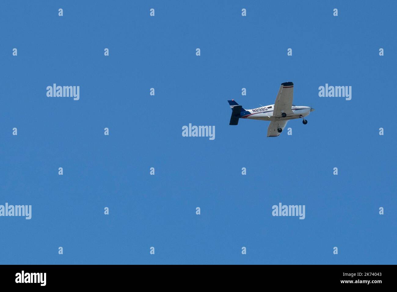 Islip airport hi-res stock photography and images - Alamy