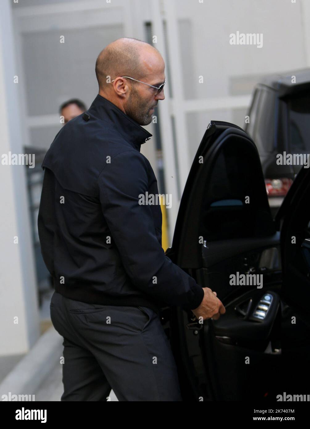LOS ANGELES 08/12/2016 Jason Statham at Tom Ford store in Beverly Hills ...
