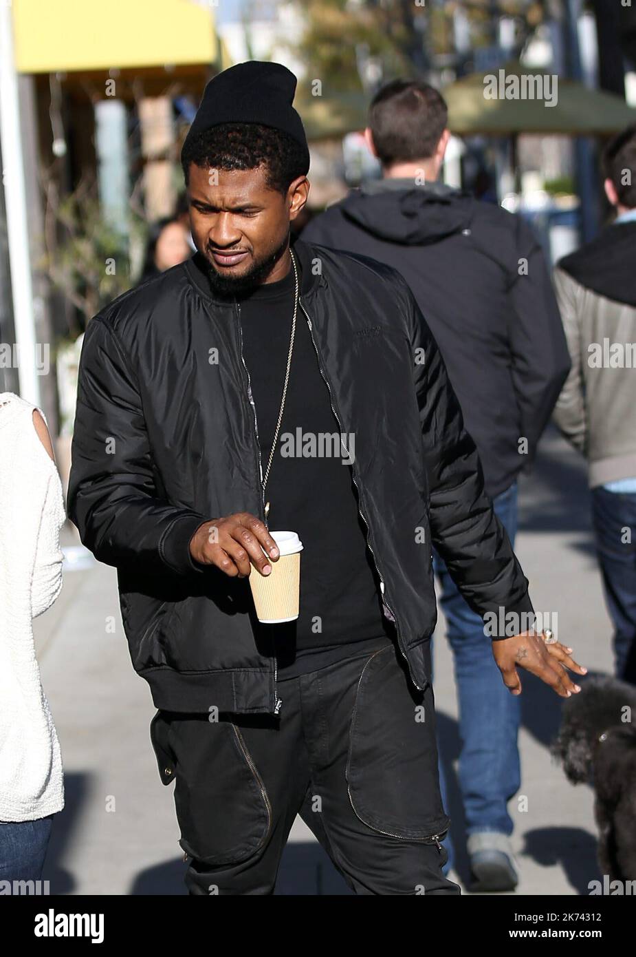 Usher has lunch at M Cafe in Beverly Hills Stock Photo - Alamy