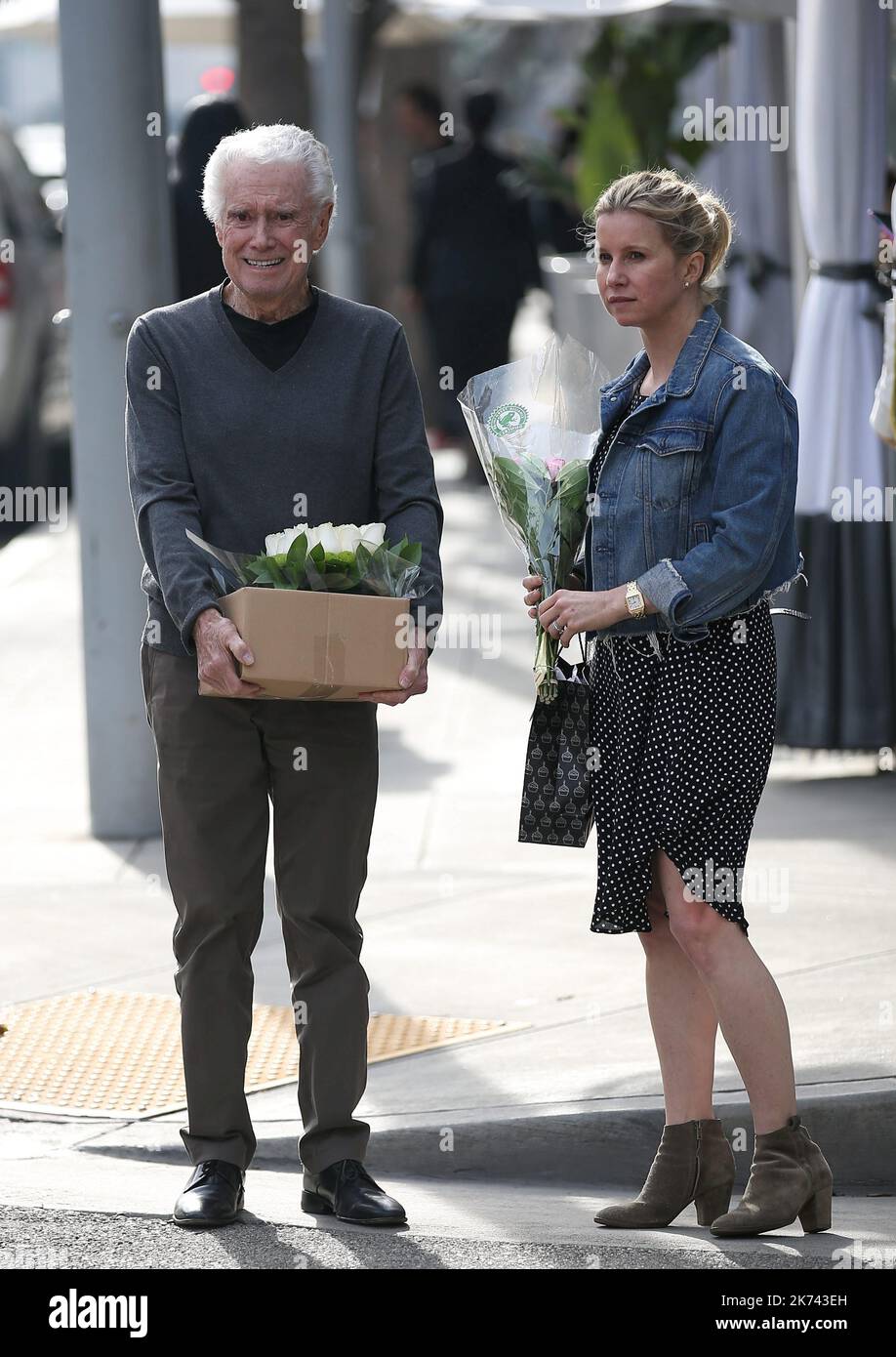 Regis Philbin takes daughter to lunch at Villa Blanca restaurant in ...