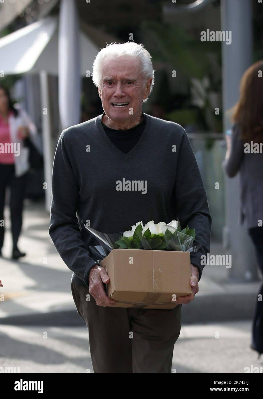 Regis Philbin takes daughter to lunch at Villa Blanca restaurant in ...