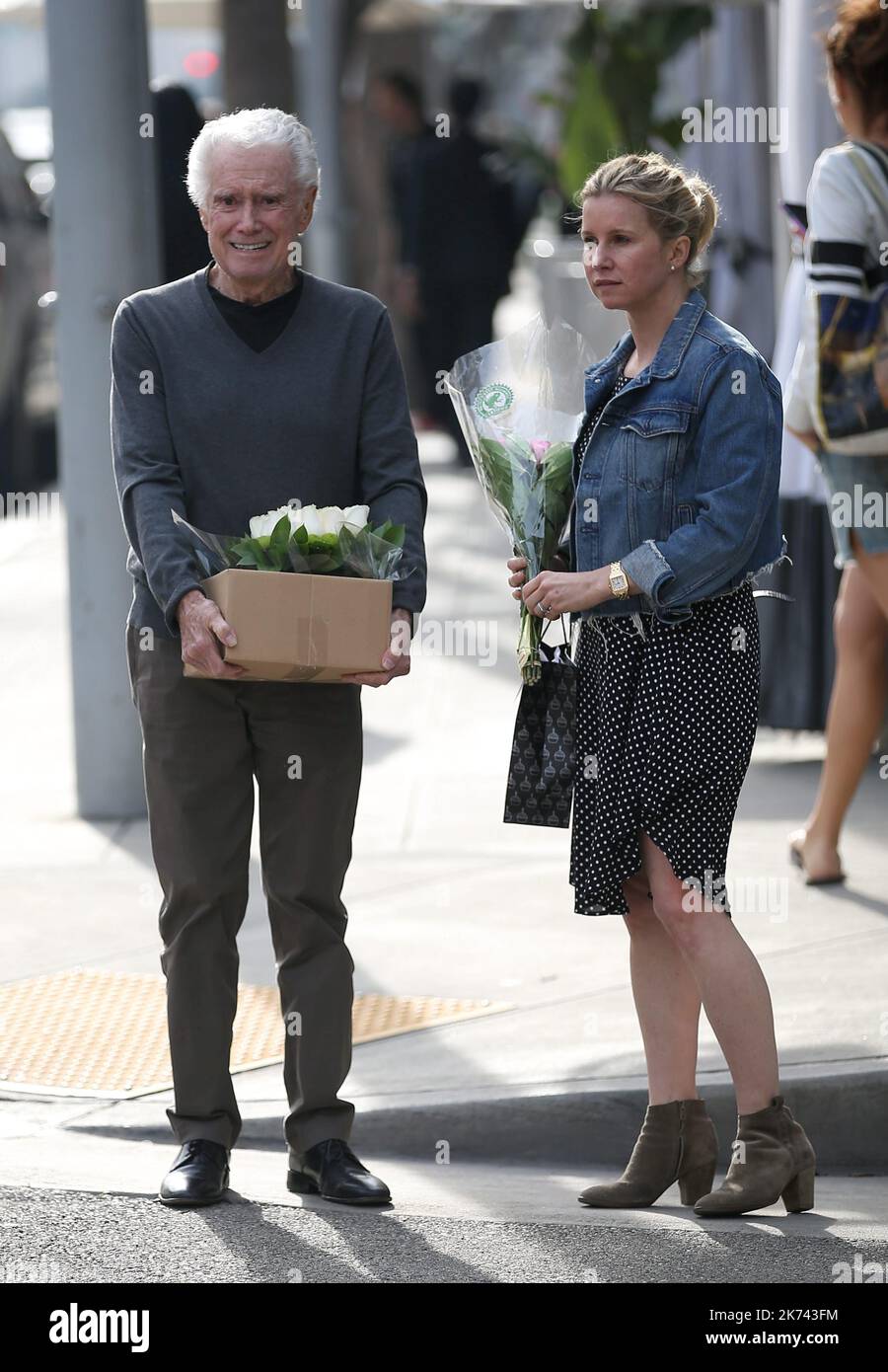 Regis Philbin takes daughter to lunch at Villa Blanca restaurant in ...