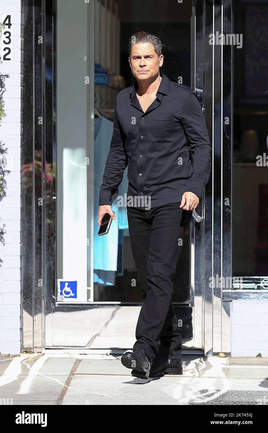 Rob Lowe has lunch at La Scala restaurant in Beverly Hills Stock Photo ...