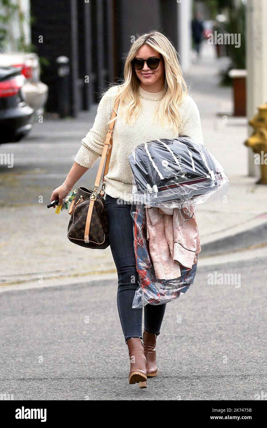 Hilary Duff shopping in West Hollywood Stock Photo - Alamy