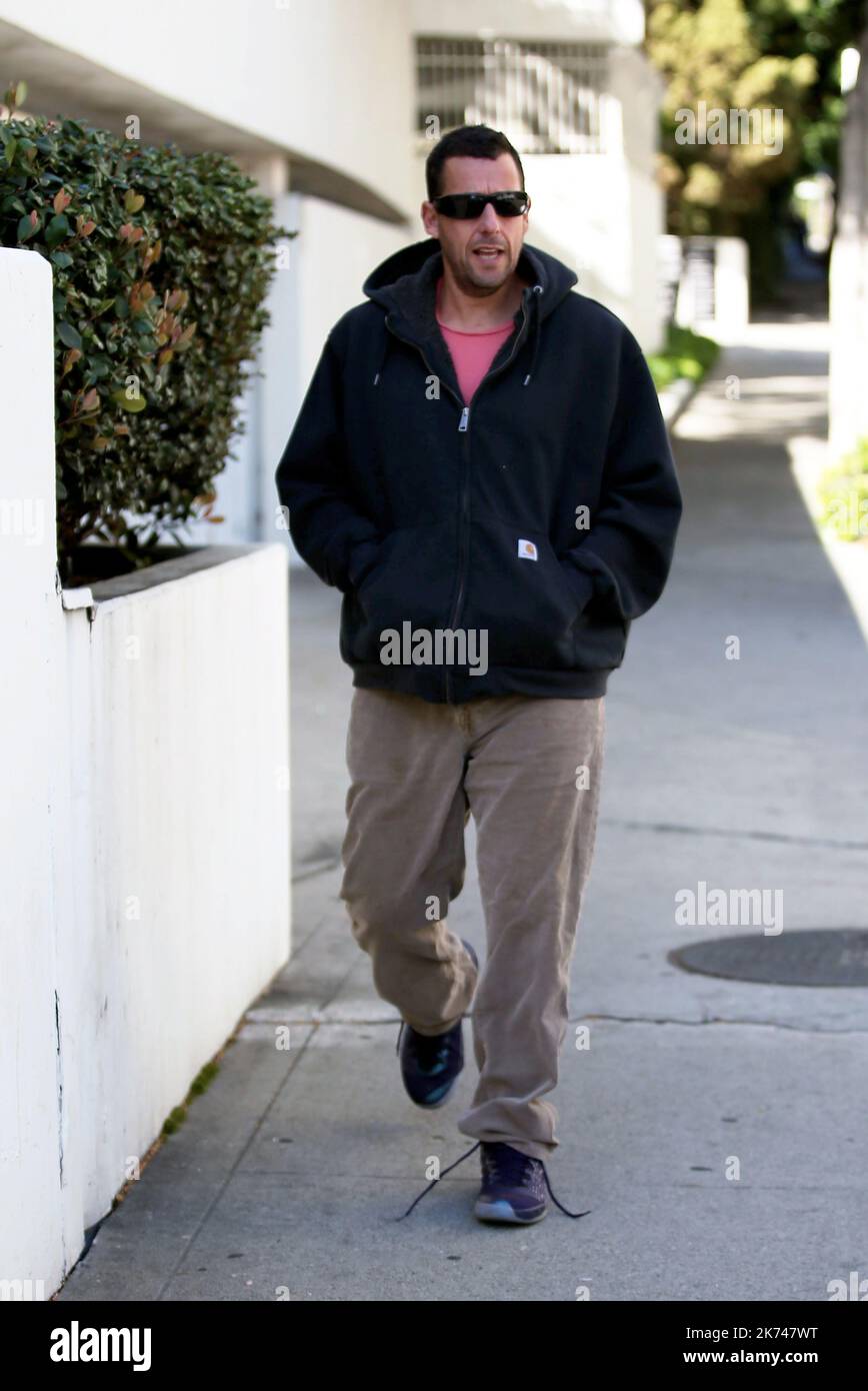 Adam Sandler running errands in Beverly Hills Stock Photo - Alamy