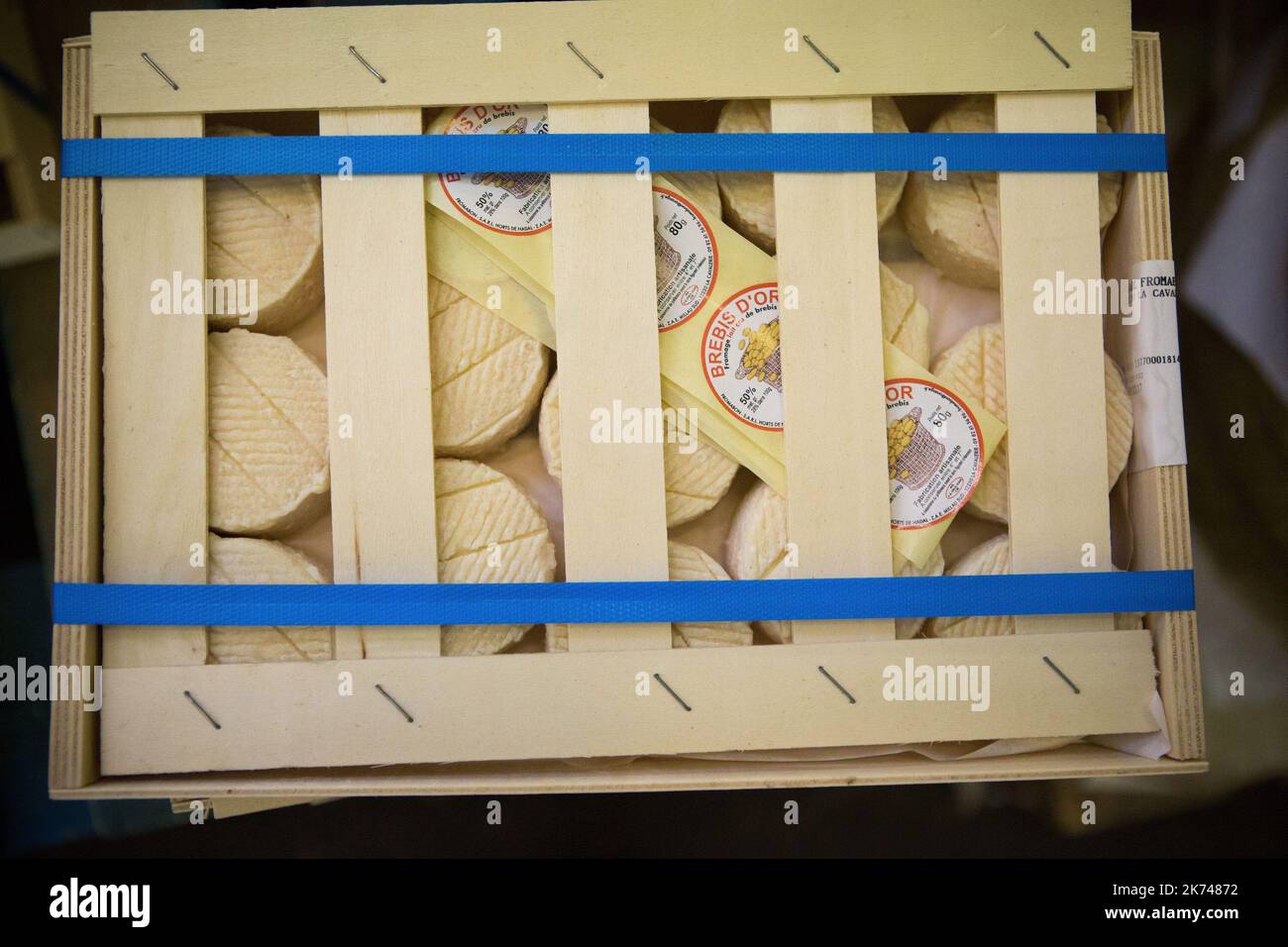 Paris rungis market cheese hi-res stock photography and images - Alamy